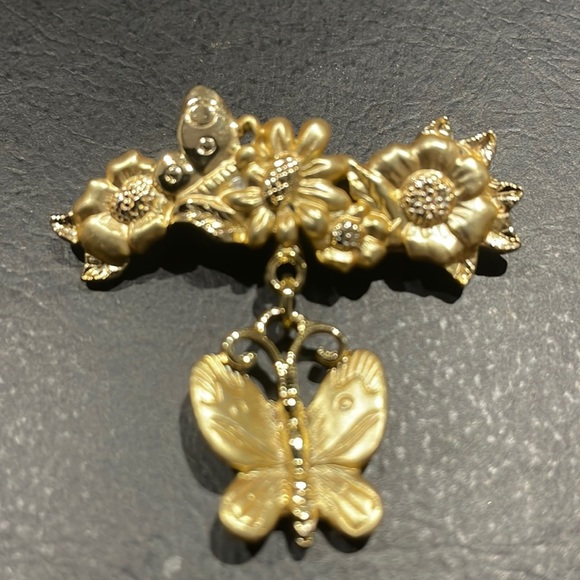 Torino | Jewelry | Vintage Butterfly Floral Brooch | Poshmark